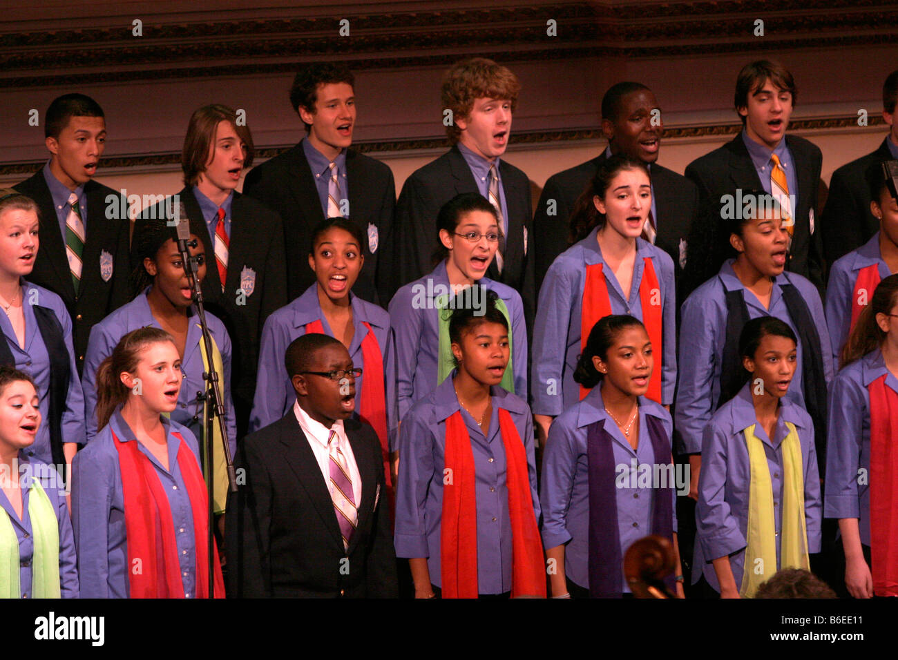 School choir hi-res stock photography and images - Alamy