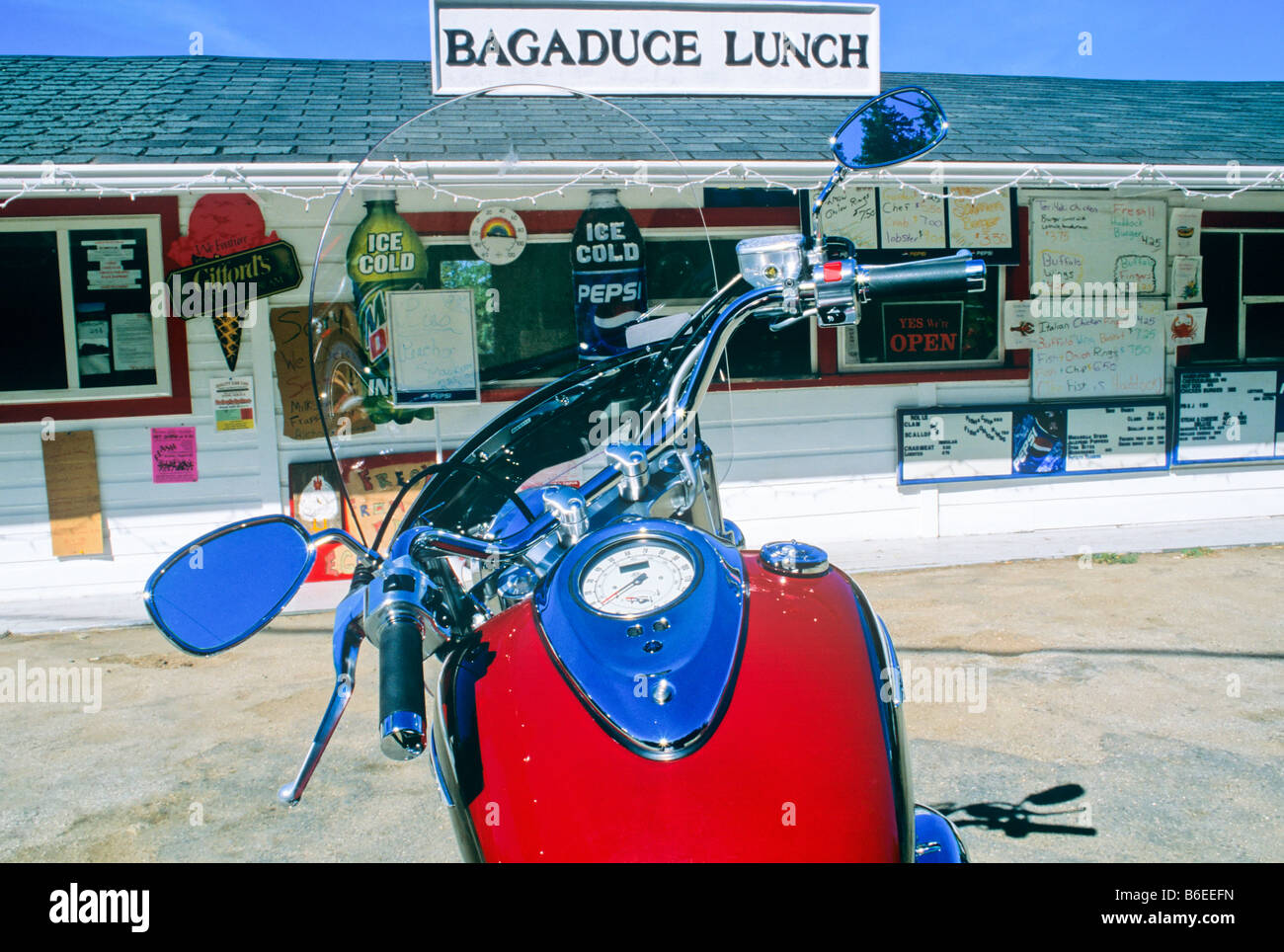 Out to lunch signs hi-res stock photography and images - Alamy