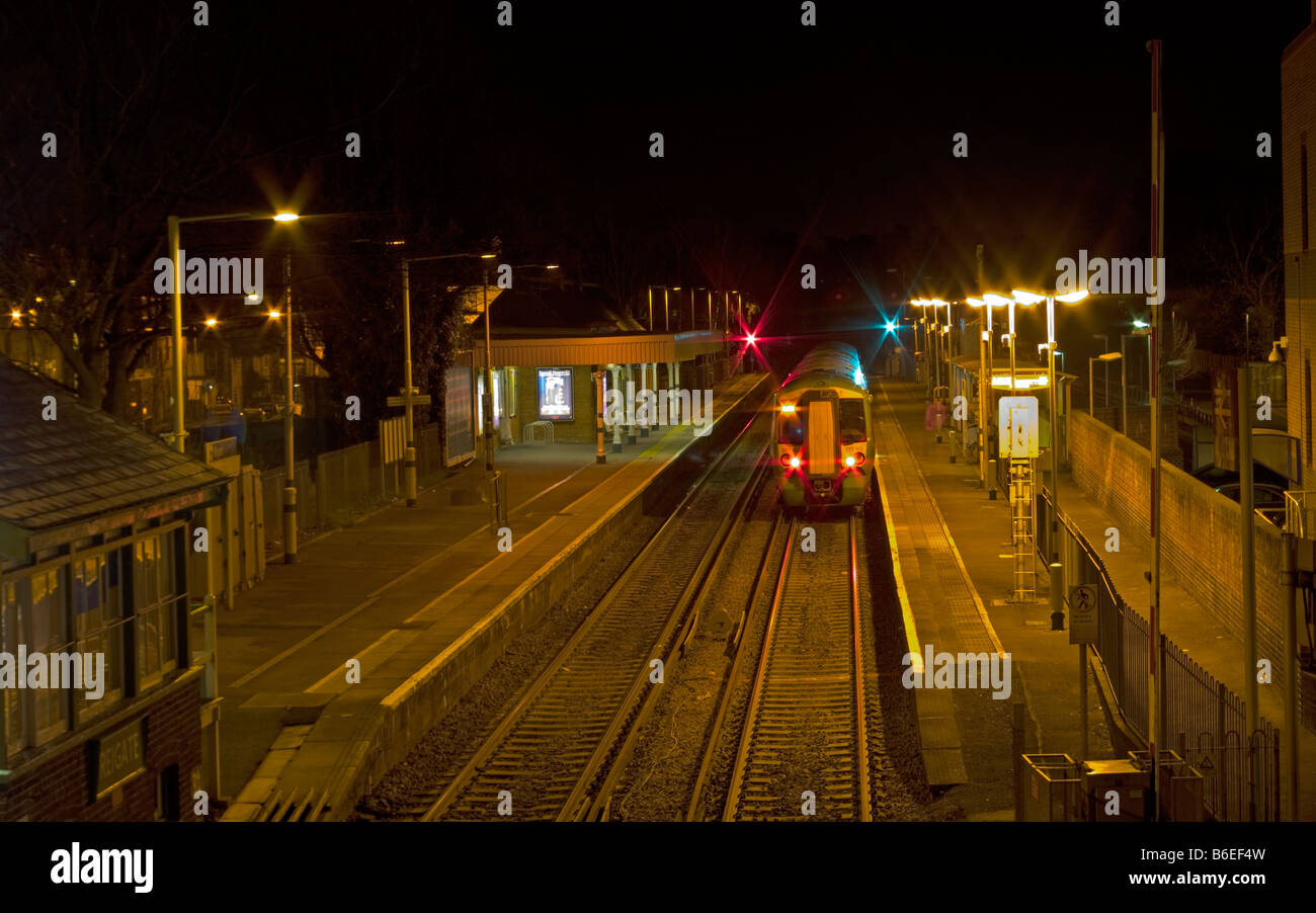 Empty railway stations hi-res stock photography and images - Alamy