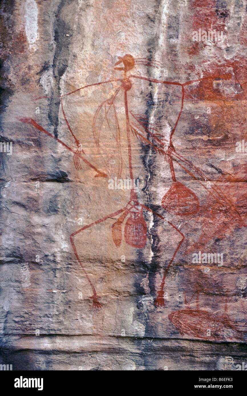 Kakadu aboriginal cave paintings hi-res stock photography and images - Alamy