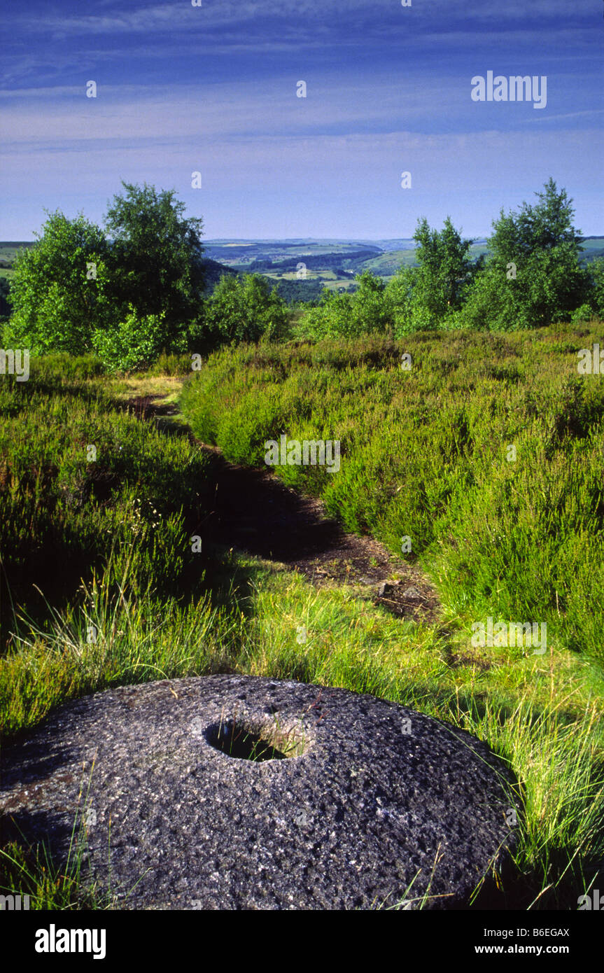 Derbyshire england summer quarry hi-res stock photography and images ...