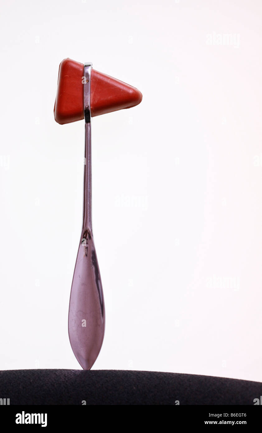 Reflex hammertime hi-res stock photography and images - Alamy