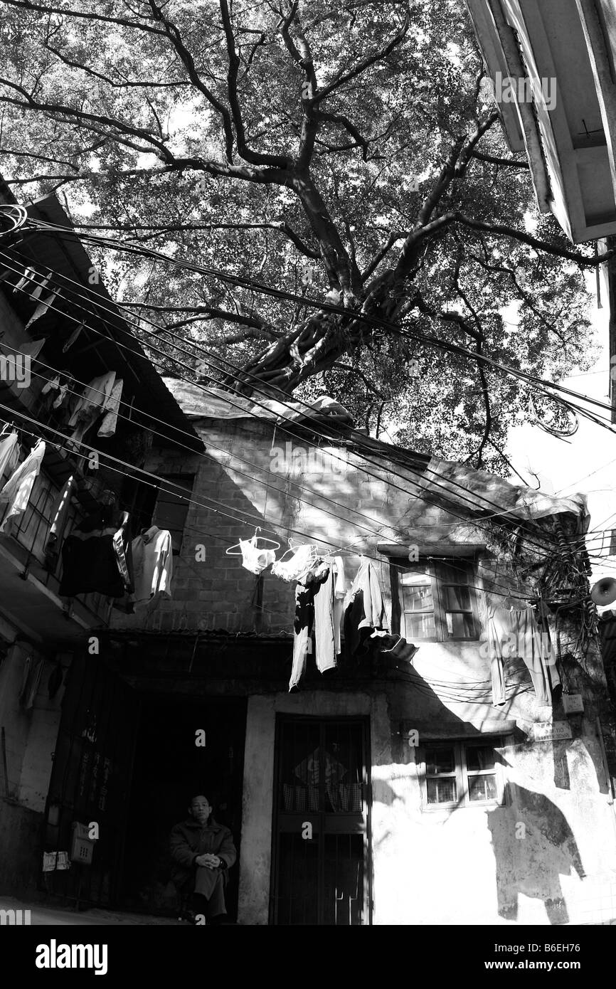 Old Cantonese side streets in Guangzhou, China. Lower Class Chinese ...