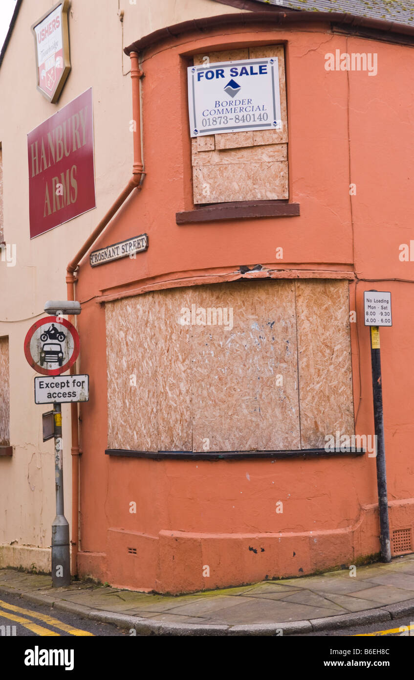 Closed boarded up and for sale Hanbury Arms pub in Pontypool Torfaen ...
