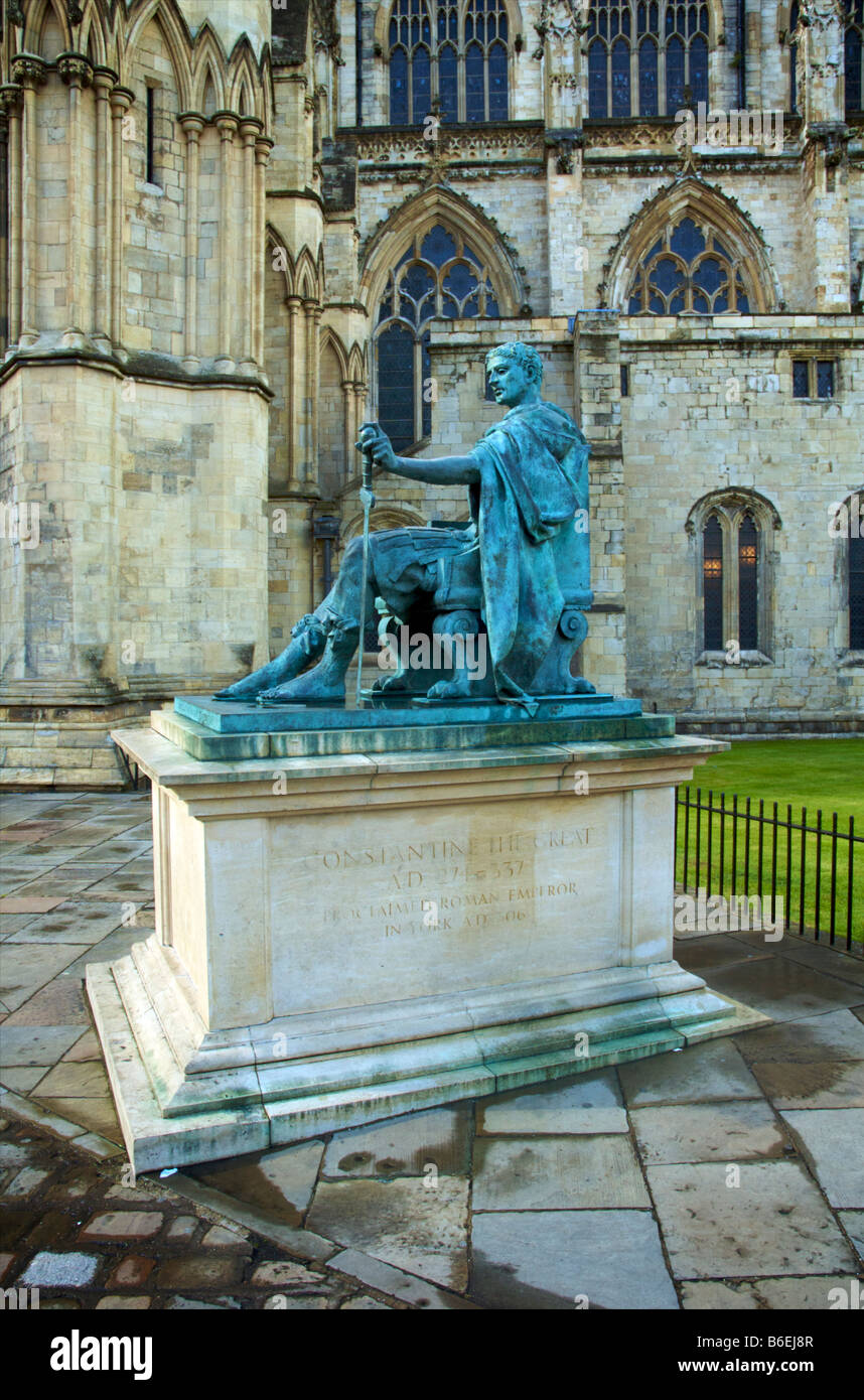 Bronze statue of Constantine the Great sited next to York Minster Stock ...