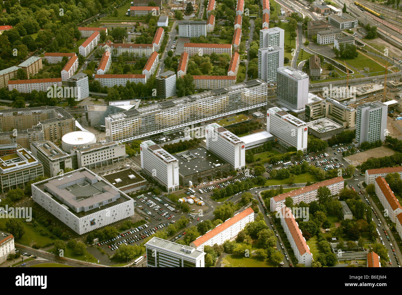 Apartments block dresden hi-res stock photography and images - Alamy