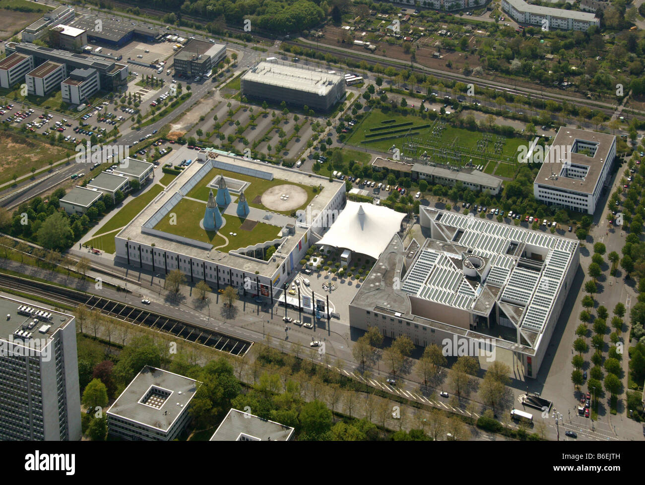 Museum quarter with the art and exhibition centre of the Federal ...
