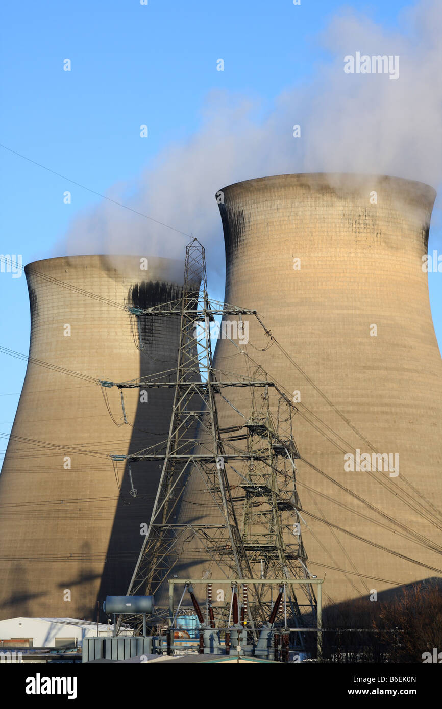 Ferrybridge power station, Ferrybridge, South Yorkshire, England, U.K ...