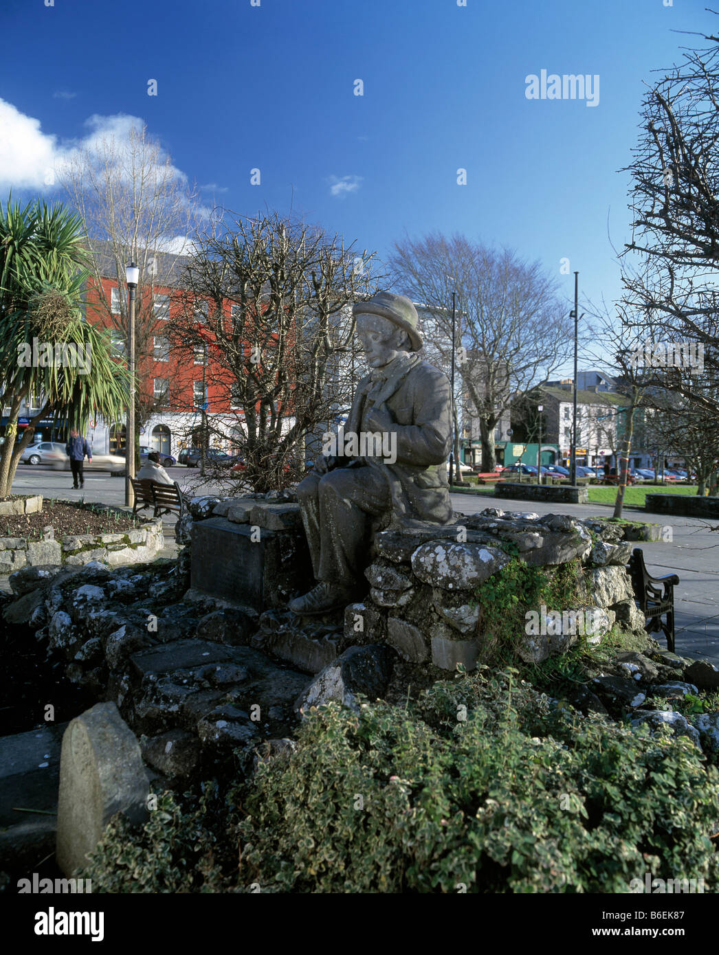 statue sculpture of paraic o connaire in john f kennedy park, galway ...