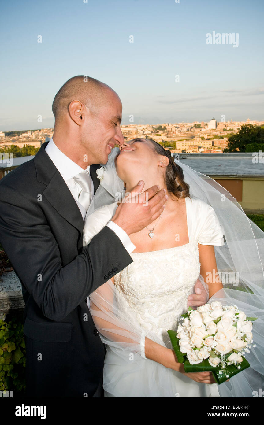 Couple bride groom rome italy travel italy hi-res stock photography and ...