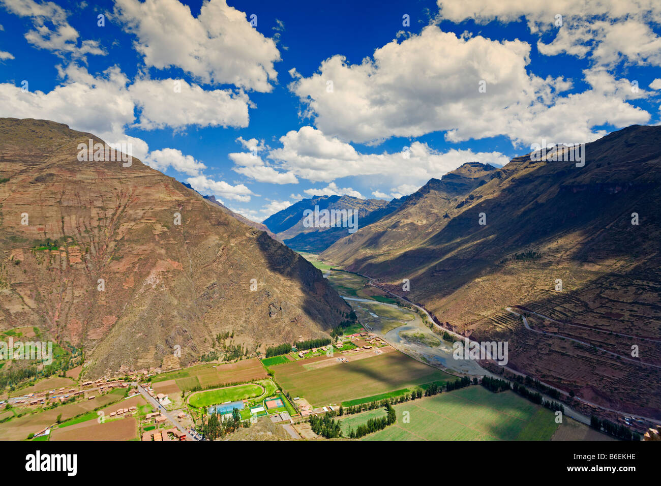 Sacred Valley and Urubamba River Stock Photo - Alamy