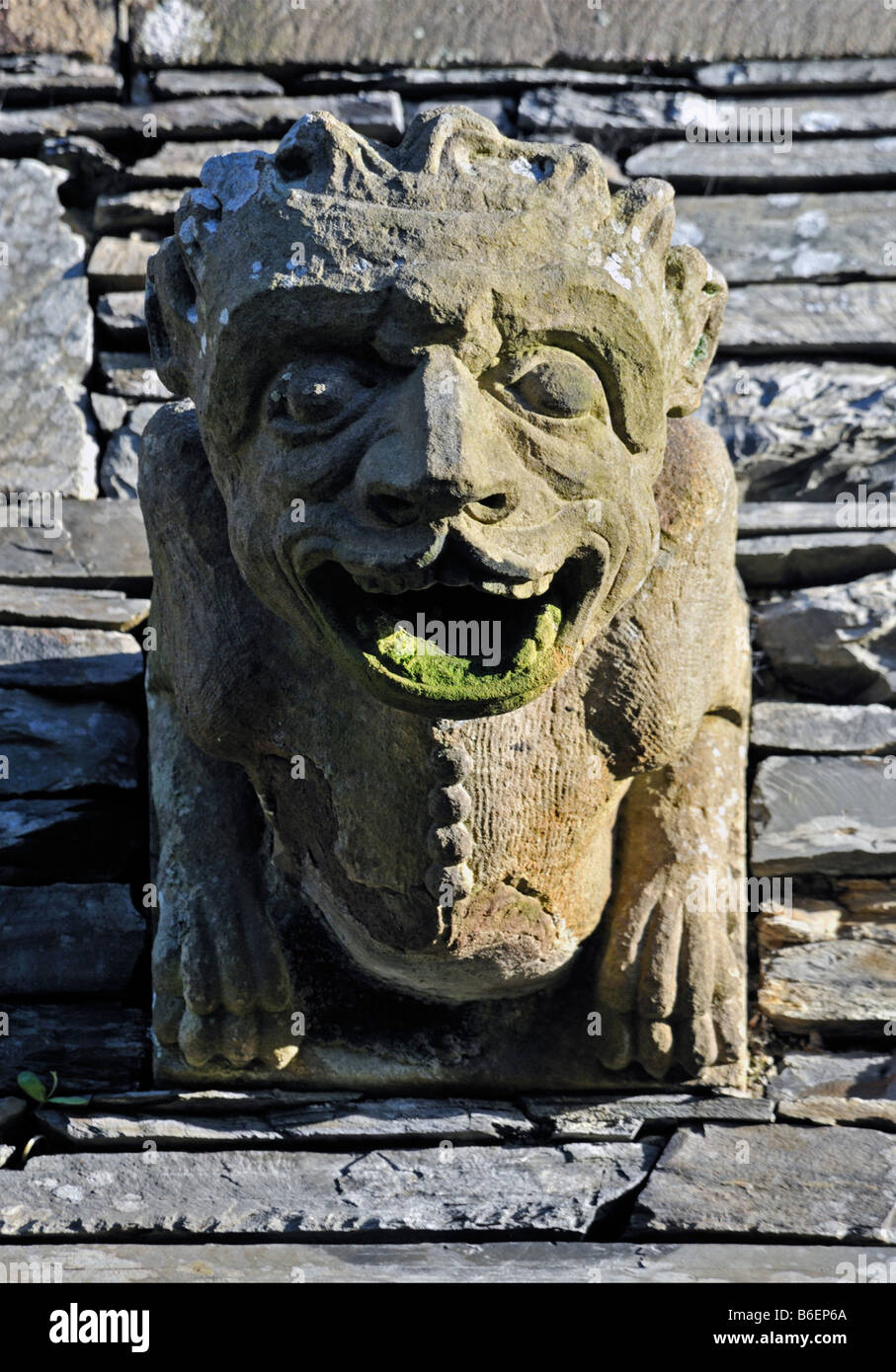 Grotesque gargoyle church hi-res stock photography and images - Alamy