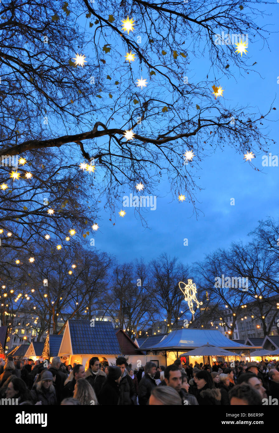 Cologne christmas market hi-res stock photography and images - Alamy