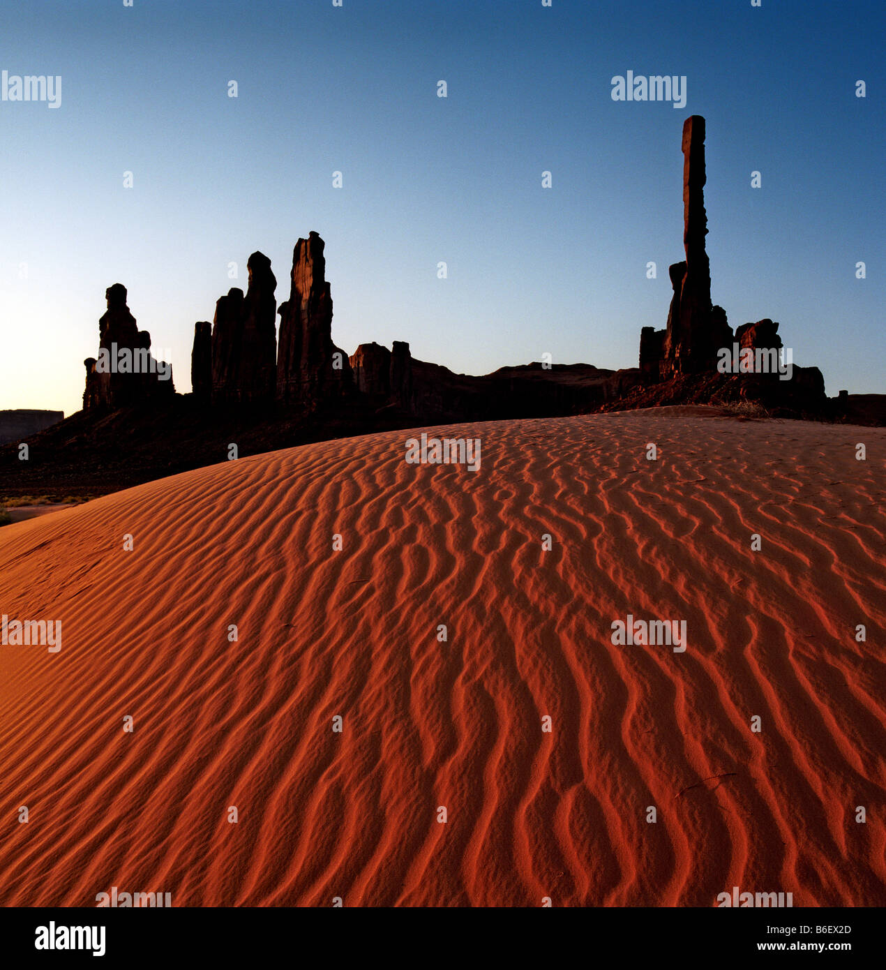 Yei Bi Chei, Totem Pole, and Tse Biyi from Sand Springs. Early morning ...