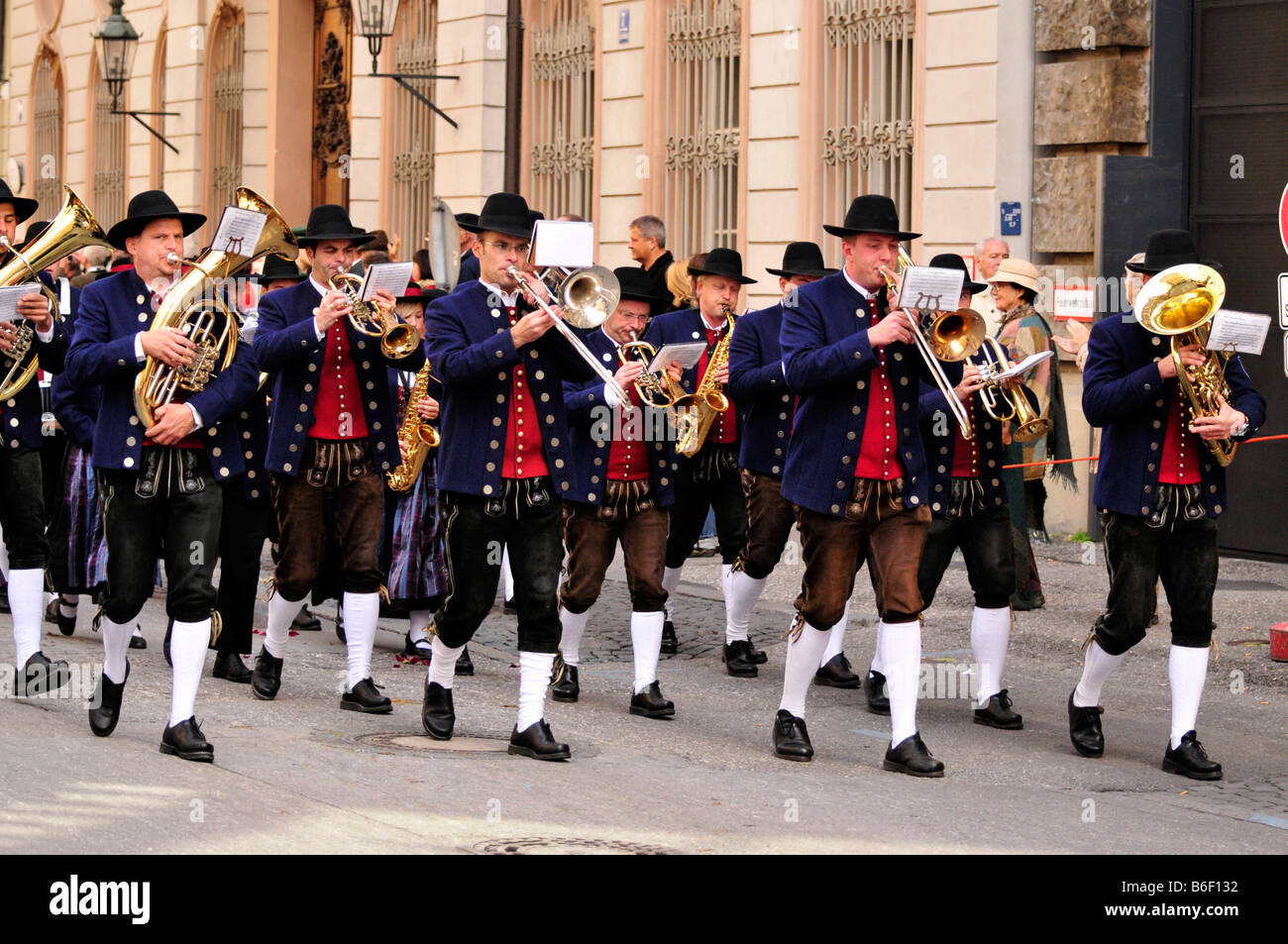 Local costume group during the Oktoberfest's traditional costume ...