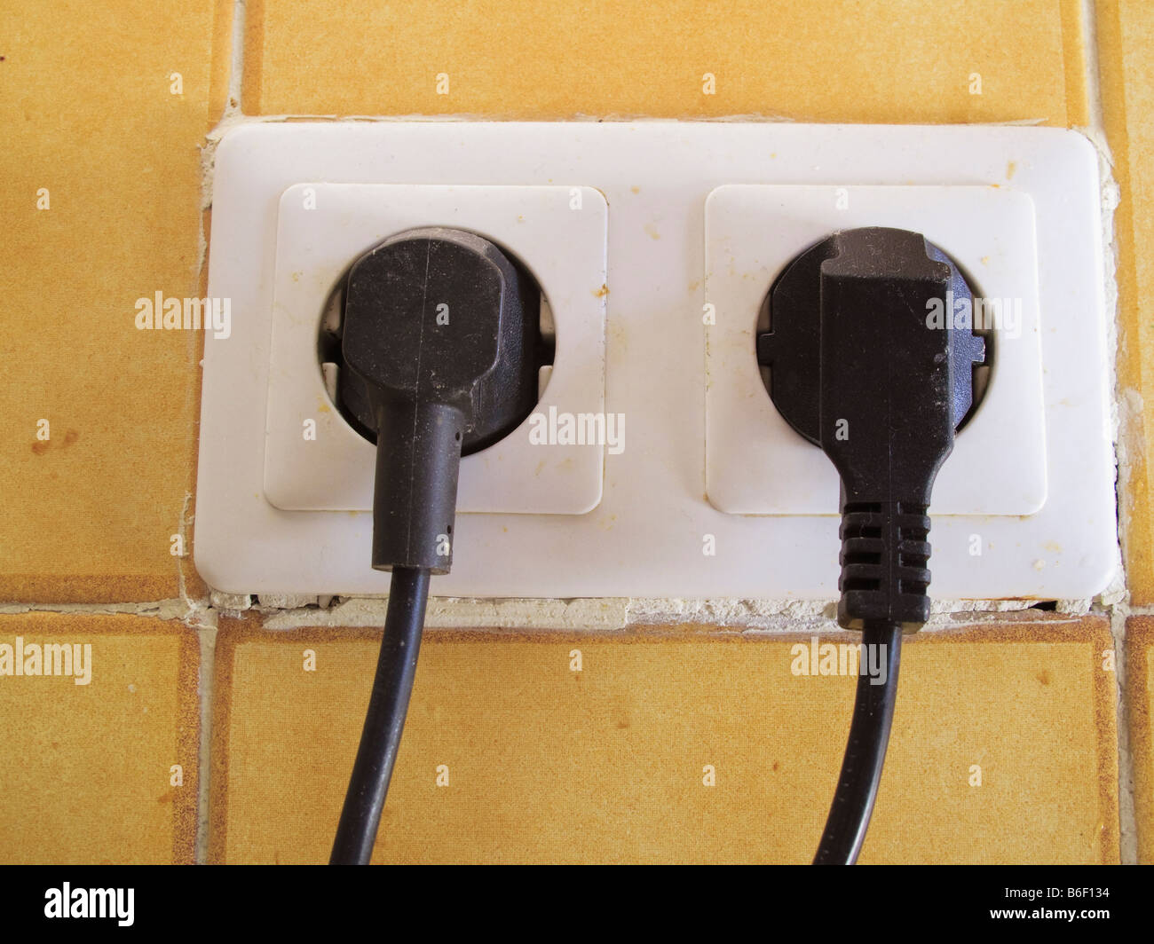 Plugged hi-res stock photography and images - Alamy