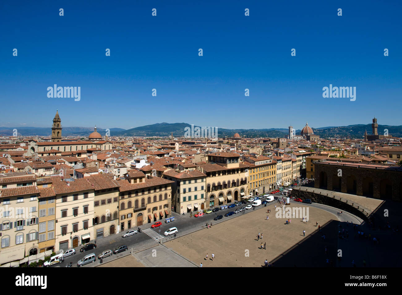 Palazzo pitti neighborhood hi-res stock photography and images - Alamy