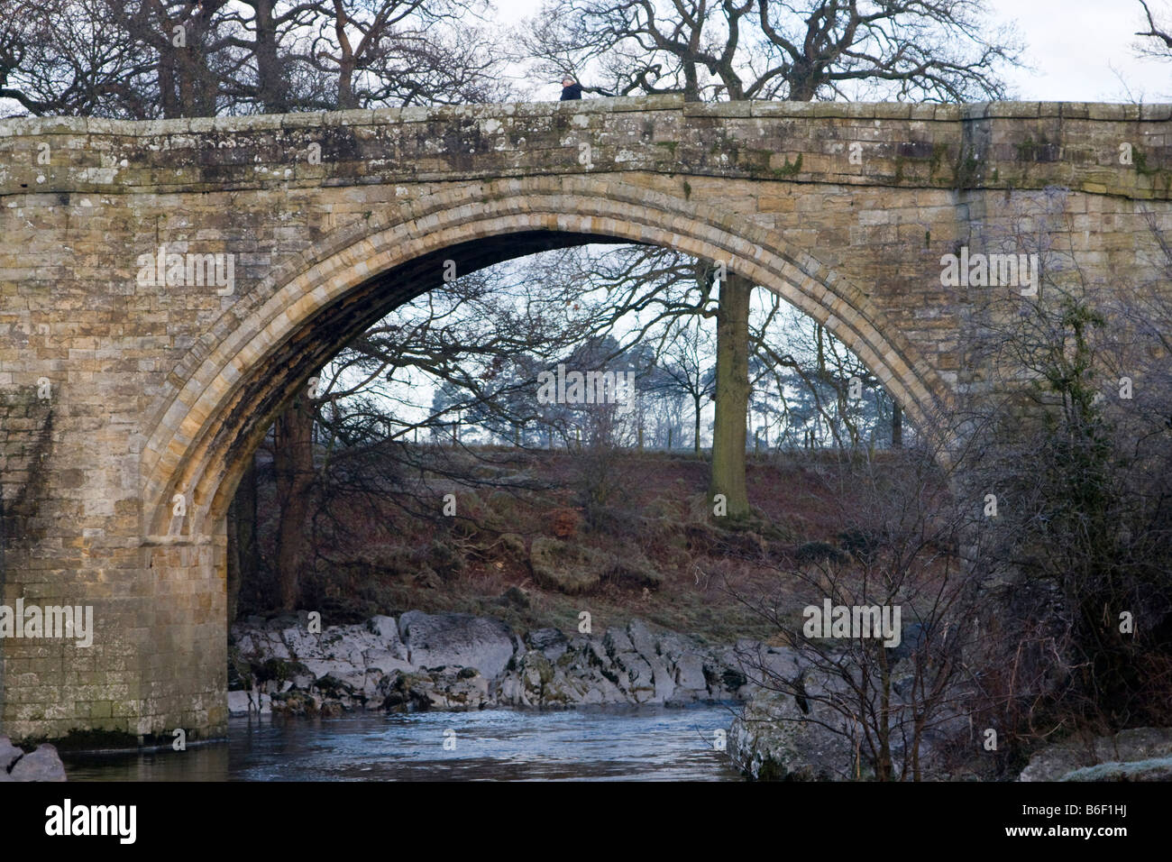 kirkby lonsdale ancient stone arch bridge river lune cumbria lancashire ...