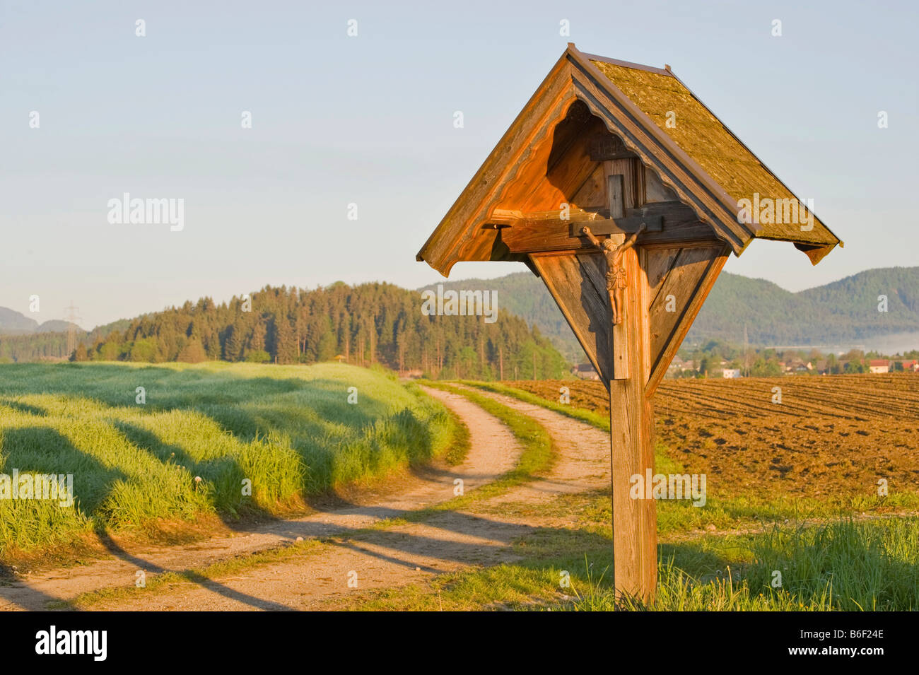 Symbole cross hi-res stock photography and images - Alamy