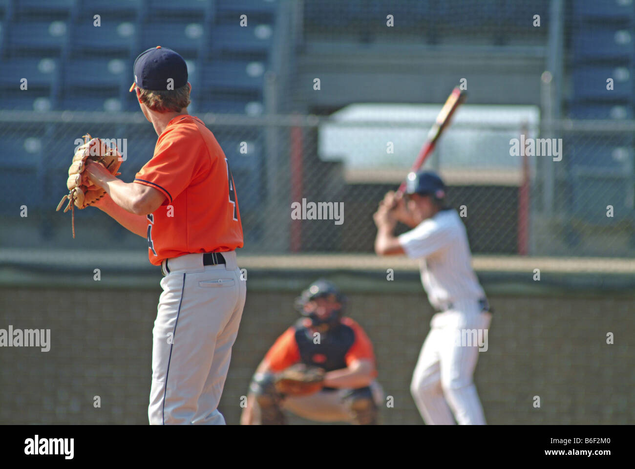 Baseball player pitching ball on hi-res stock photography and images ...
