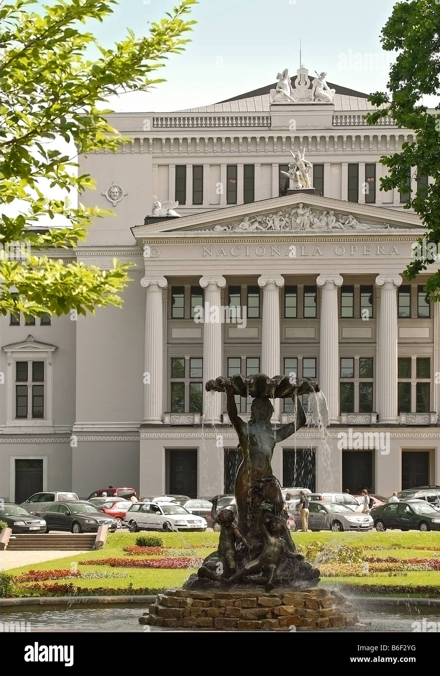 Opera historical hi-res stock photography and images - Alamy