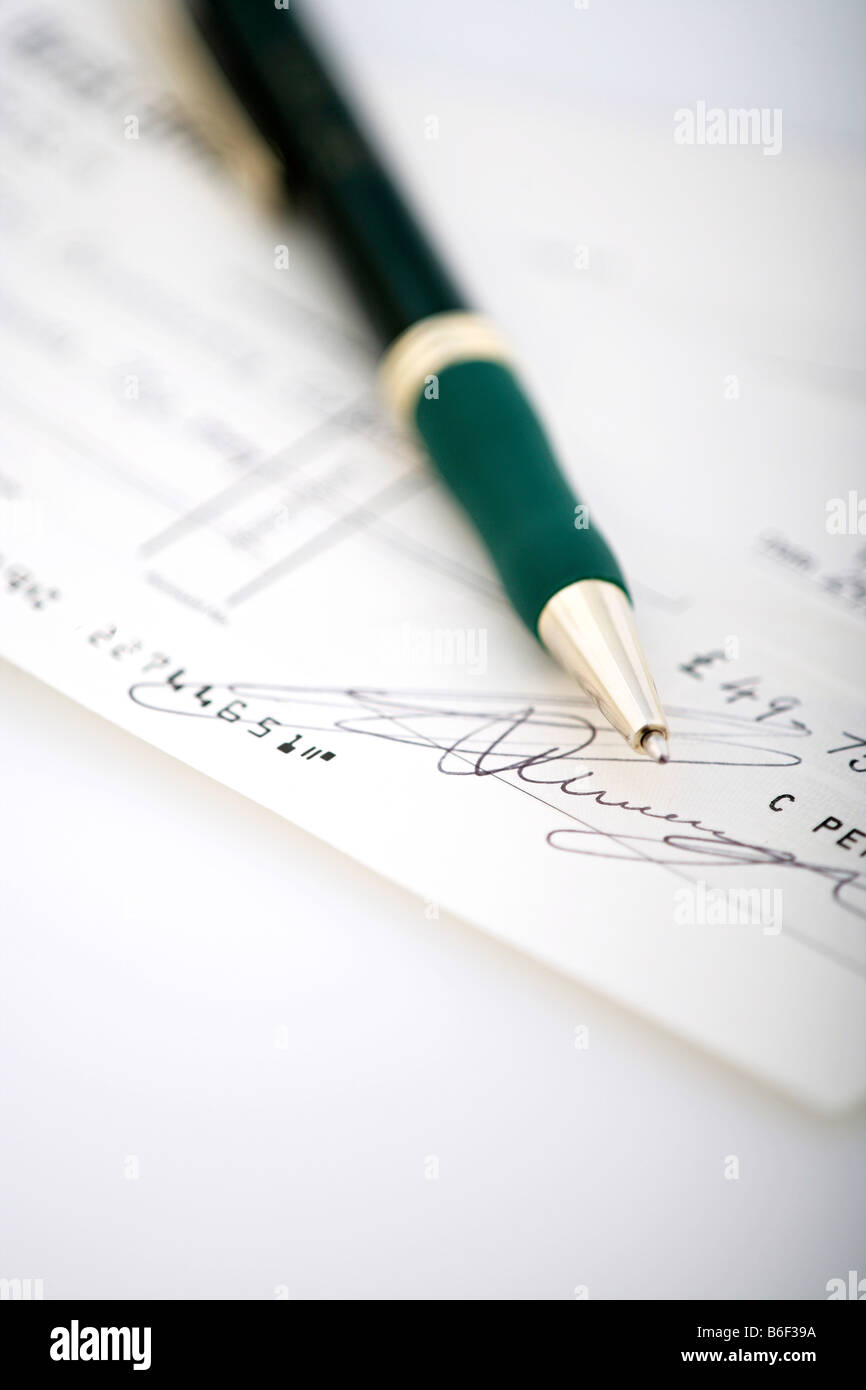 Cheque book hi-res stock photography and images - Alamy