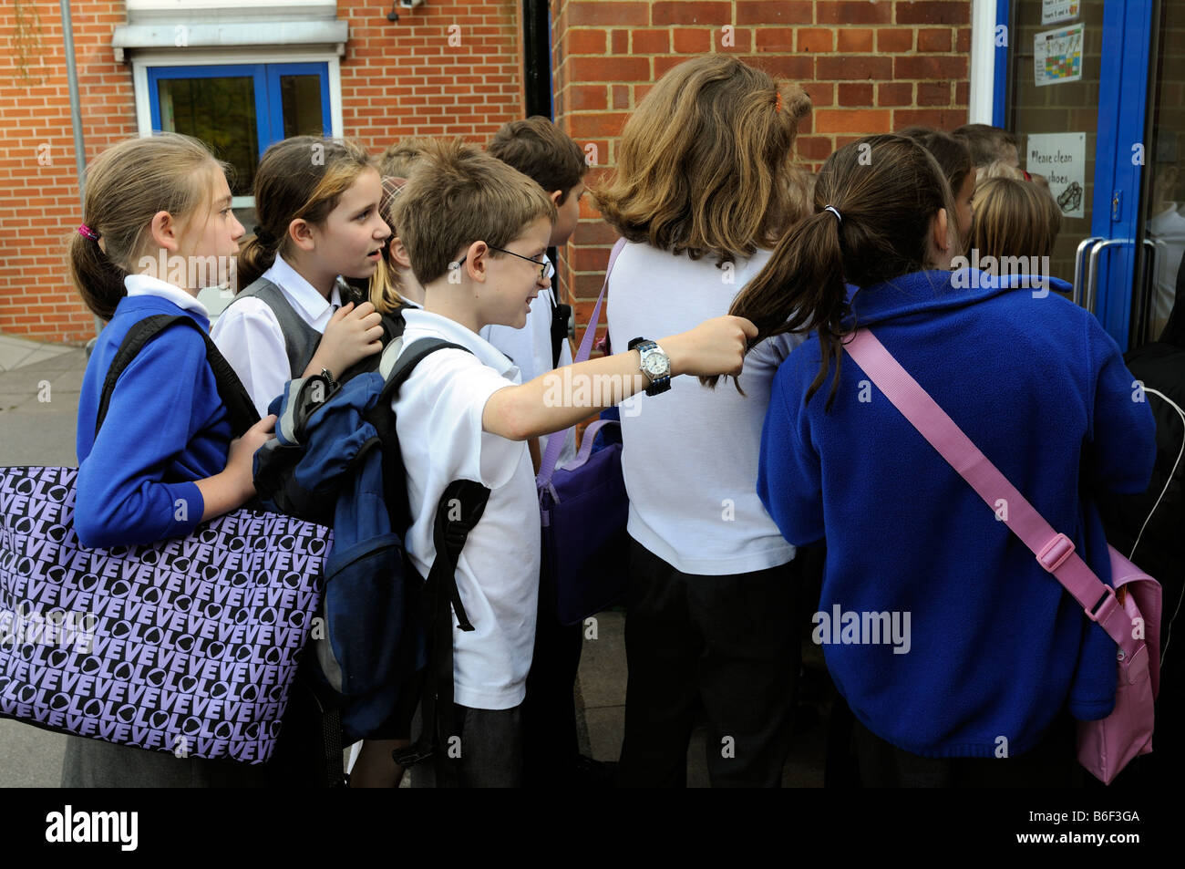 Bullying school hi-res stock photography and images - Alamy