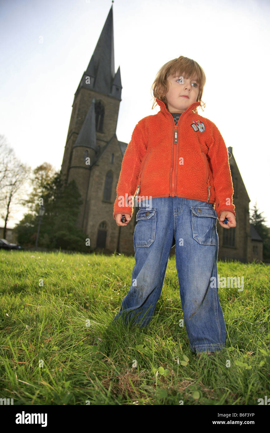 Little white churches hi-res stock photography and images - Alamy