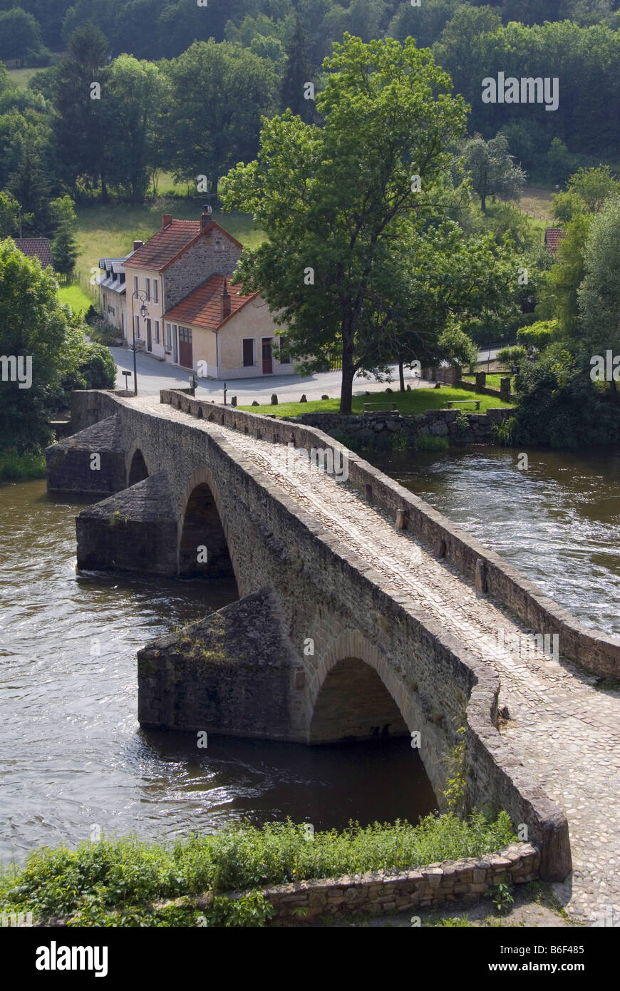 Roman bridge over the river Sioule, Pont Roman, Pont de Menat, France ...