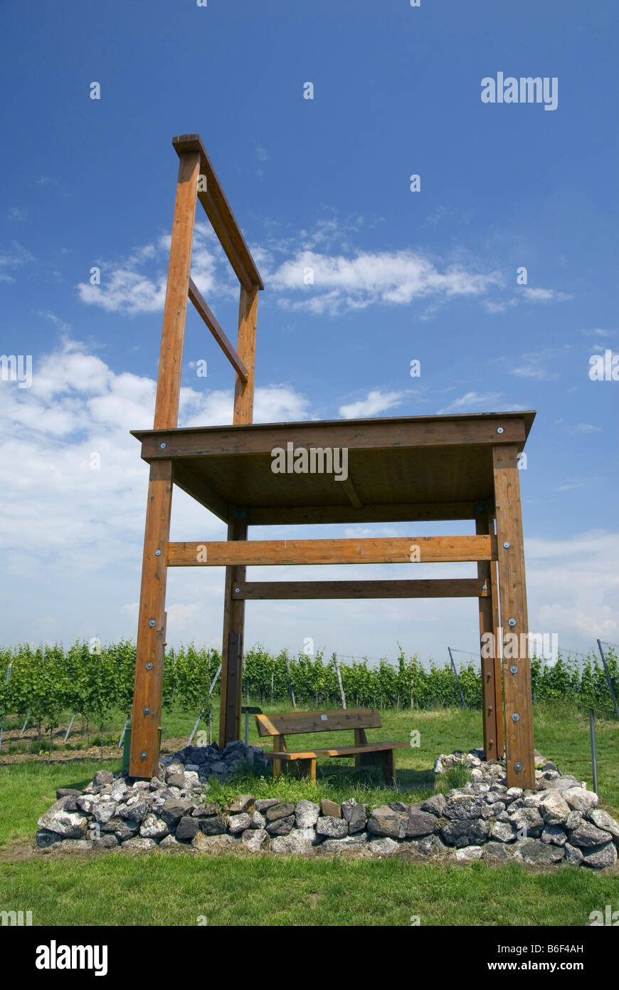 Gigantic chairs hi-res stock photography and images - Alamy