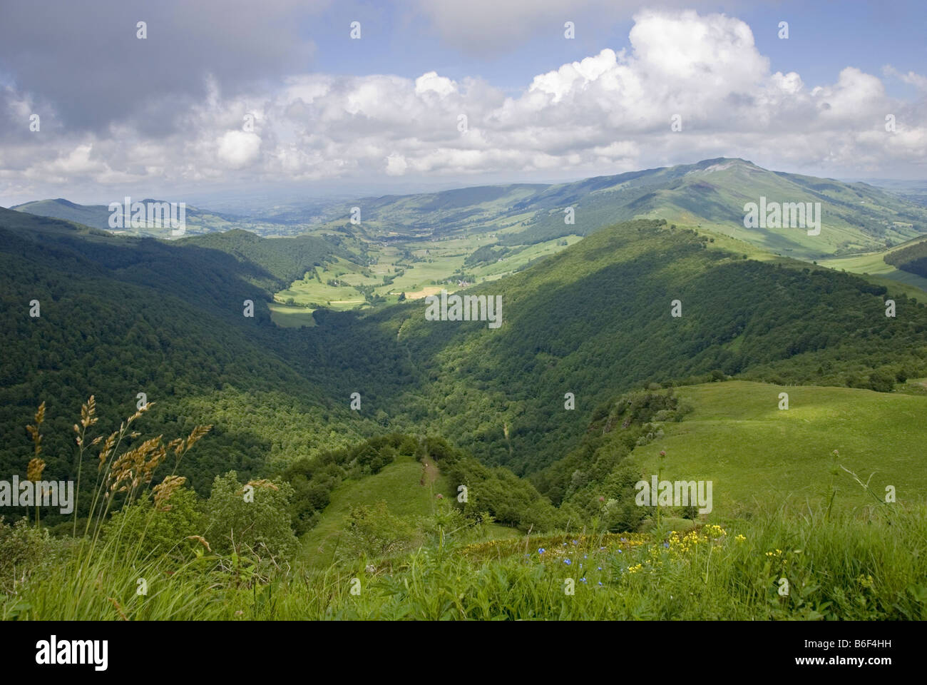 volcano 'Puy Mary', view from volcano, France, Auvergne Stock Photo - Alamy
