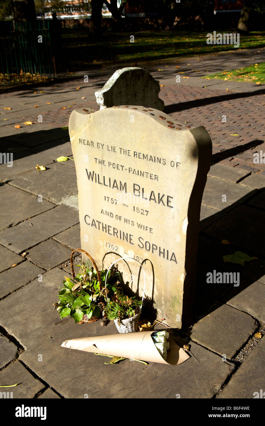 Headstone of William Blake Bunhill Row Burial grounds City of London ...