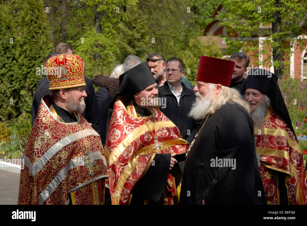 Father Stefan Pavlenko fro U.S.A. greeting Moscow Patriarchate priests ...