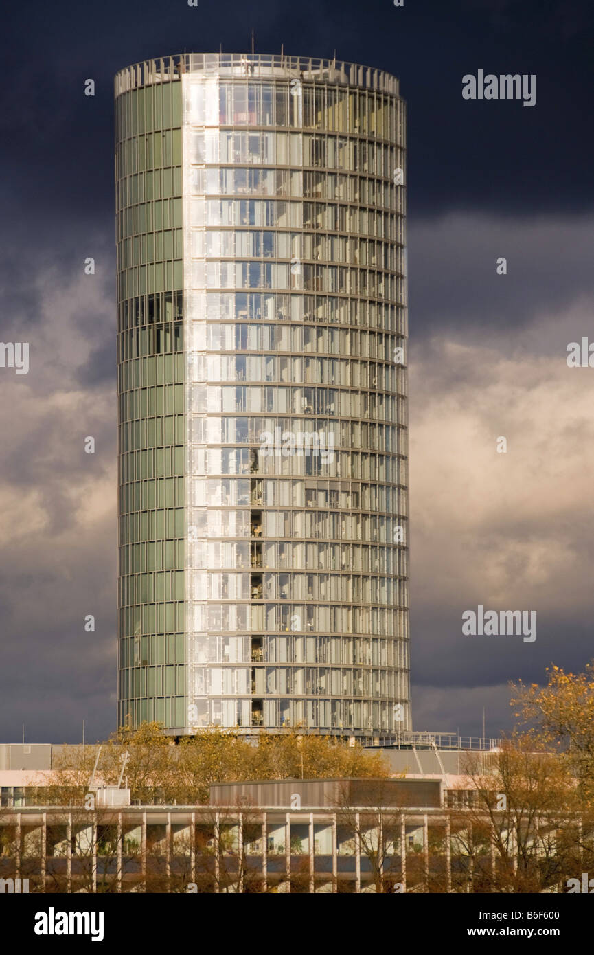 Multi storey building hi-res stock photography and images - Alamy