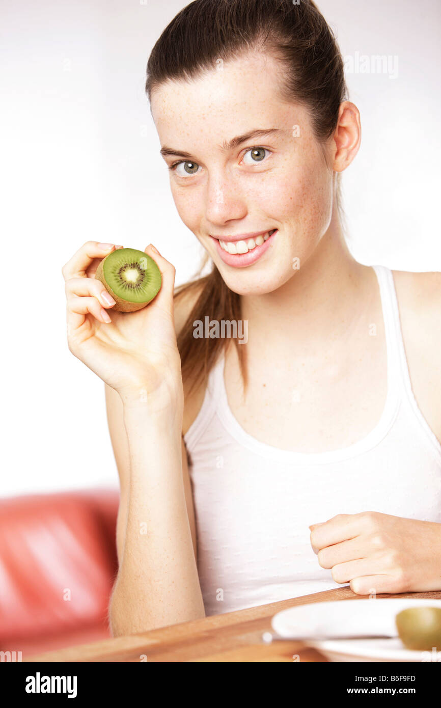 Kiwi girls hi-res stock photography and images - Alamy