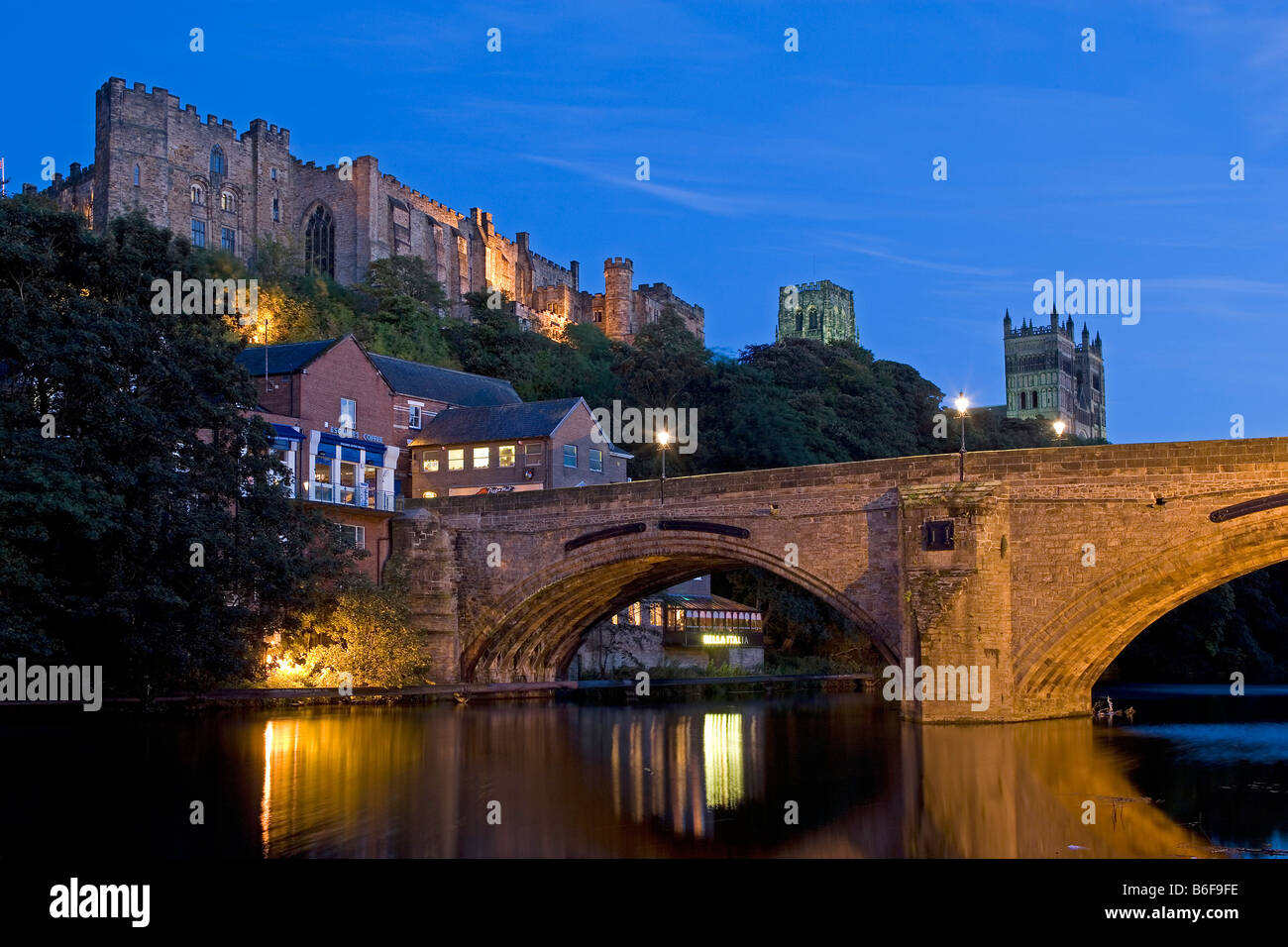 Durham River Wear Framwellgate Bridge medieval bridge riverside castle ...