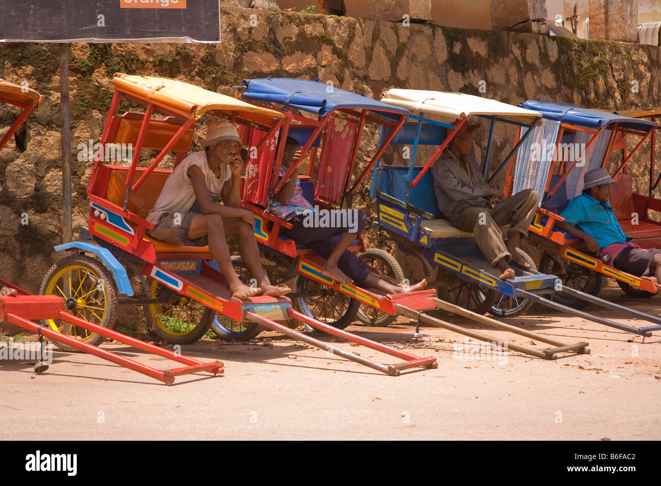 Rickshaws rickshaw madagascar transport hi-res stock photography and ...