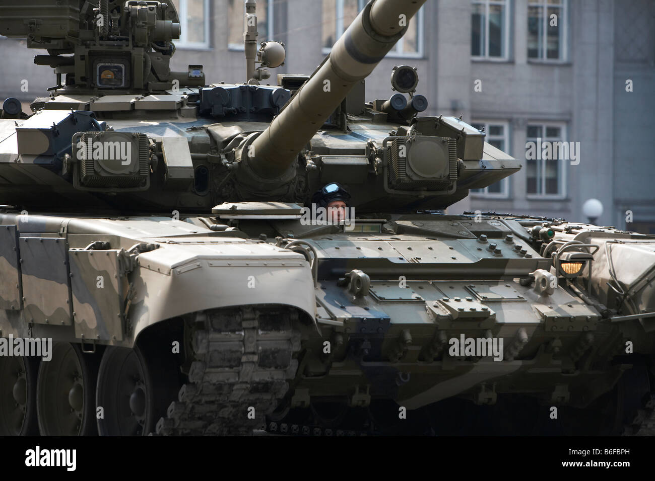 Russian military tank hi-res stock photography and images - Alamy