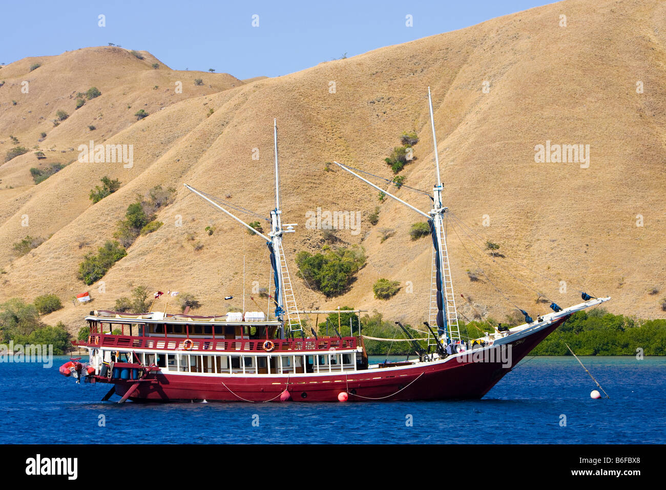 Dive ship SEVEN SEAS for tourists, Komodo, Lesser Sunda Islands ...
