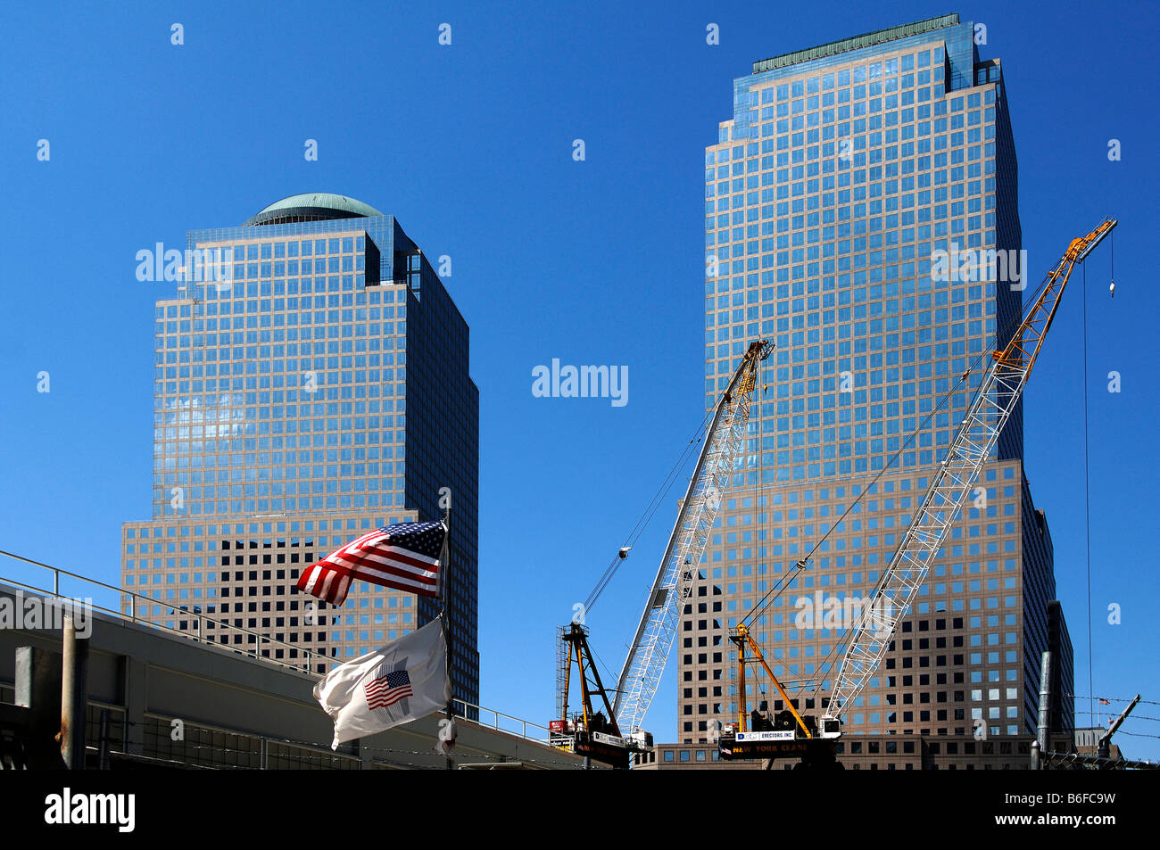 Ground zero flag hi-res stock photography and images - Alamy