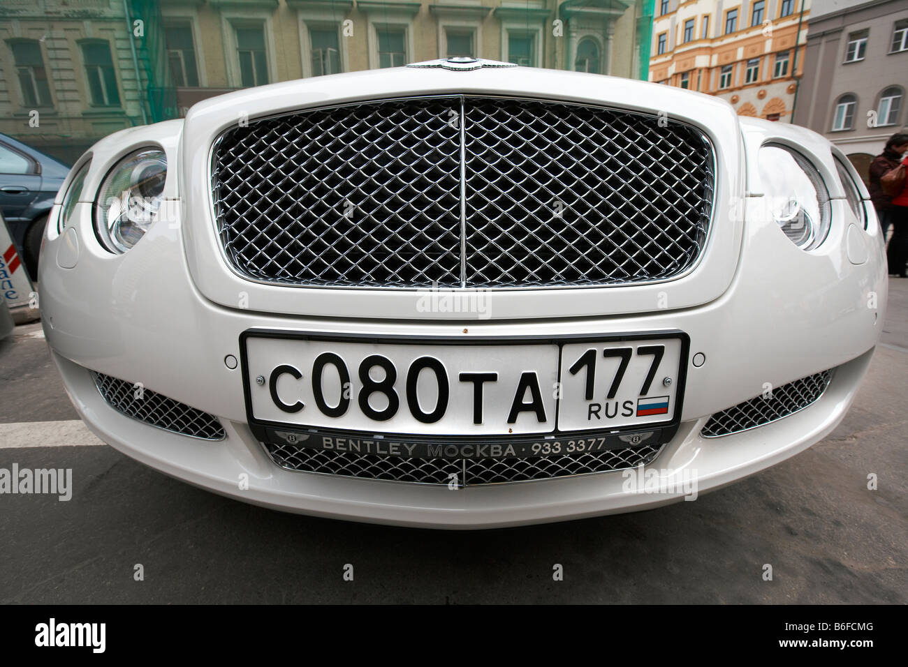 Front grill bentley car hi-res stock photography and images - Alamy