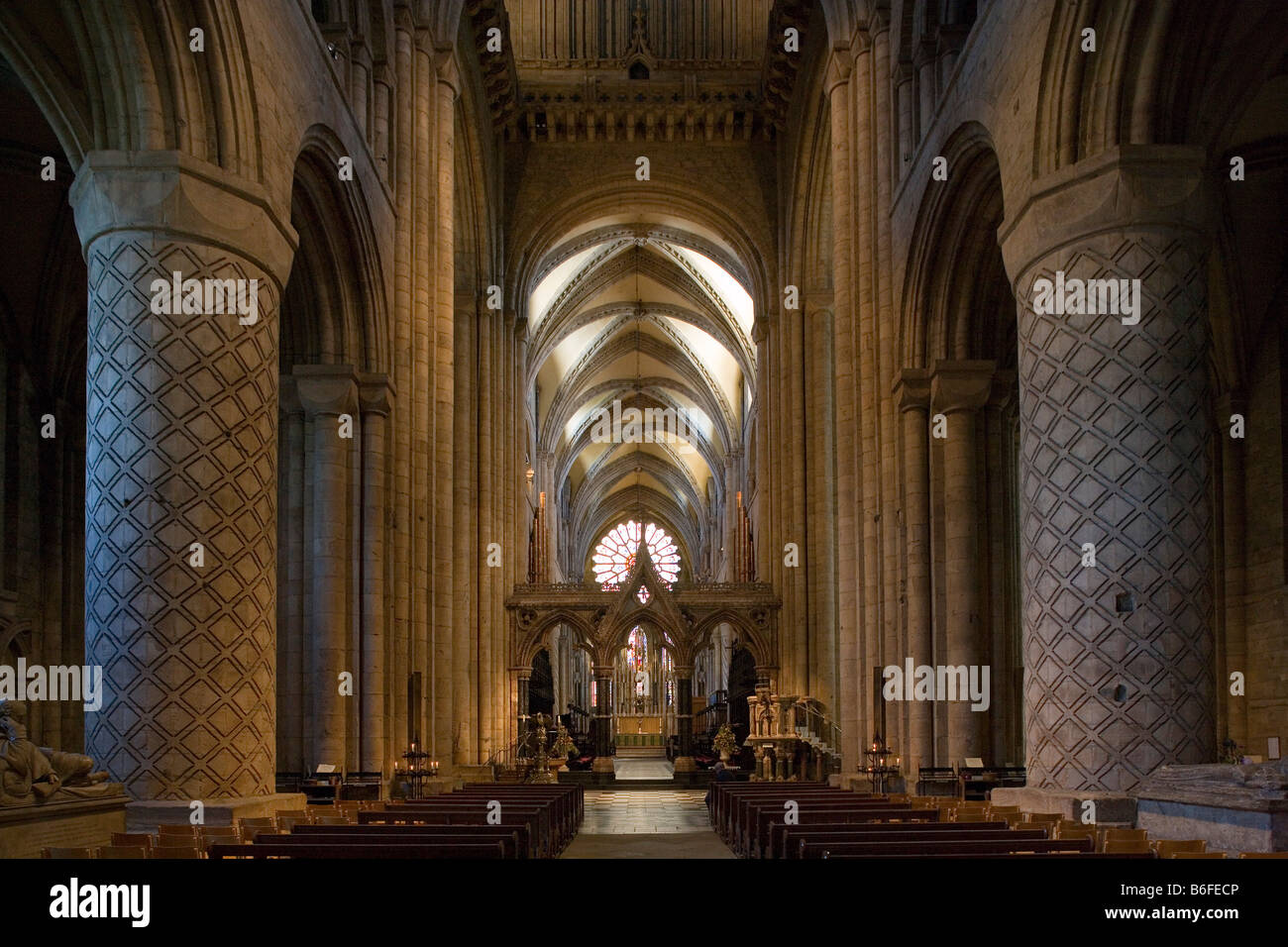 Durham cathedral nave hi-res stock photography and images - Alamy