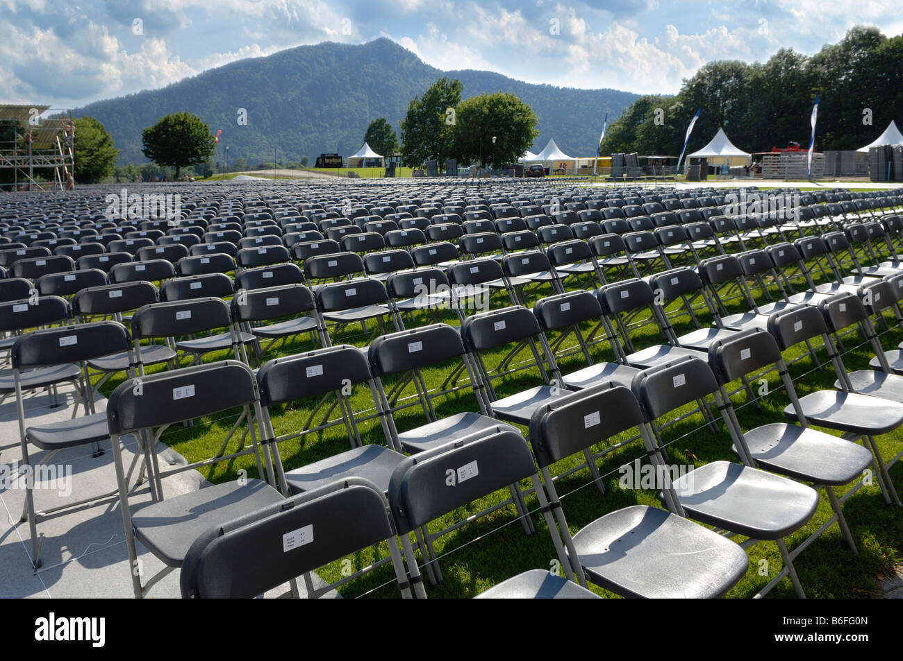 Open air event hi-res stock photography and images - Alamy