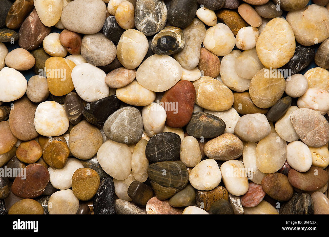 Cream rocks hi-res stock photography and images - Alamy