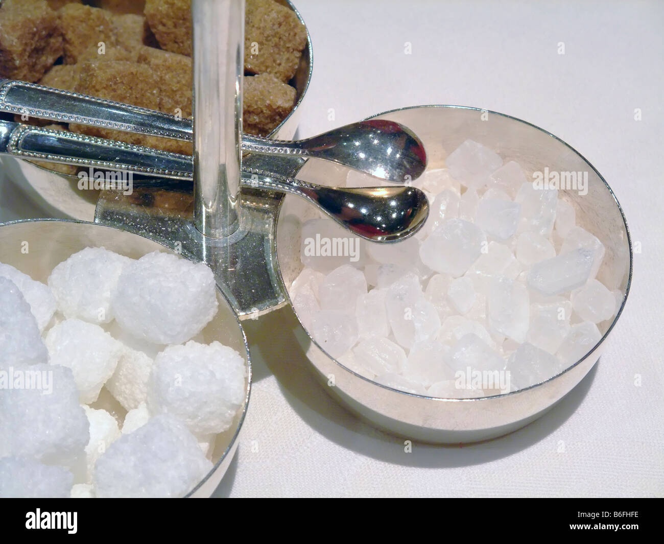 Sugar cubes eat High Resolution Stock Photography and Images - Alamy
