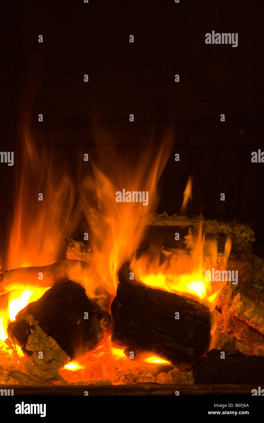 Roaring coal fire burning hi-res stock photography and images - Alamy