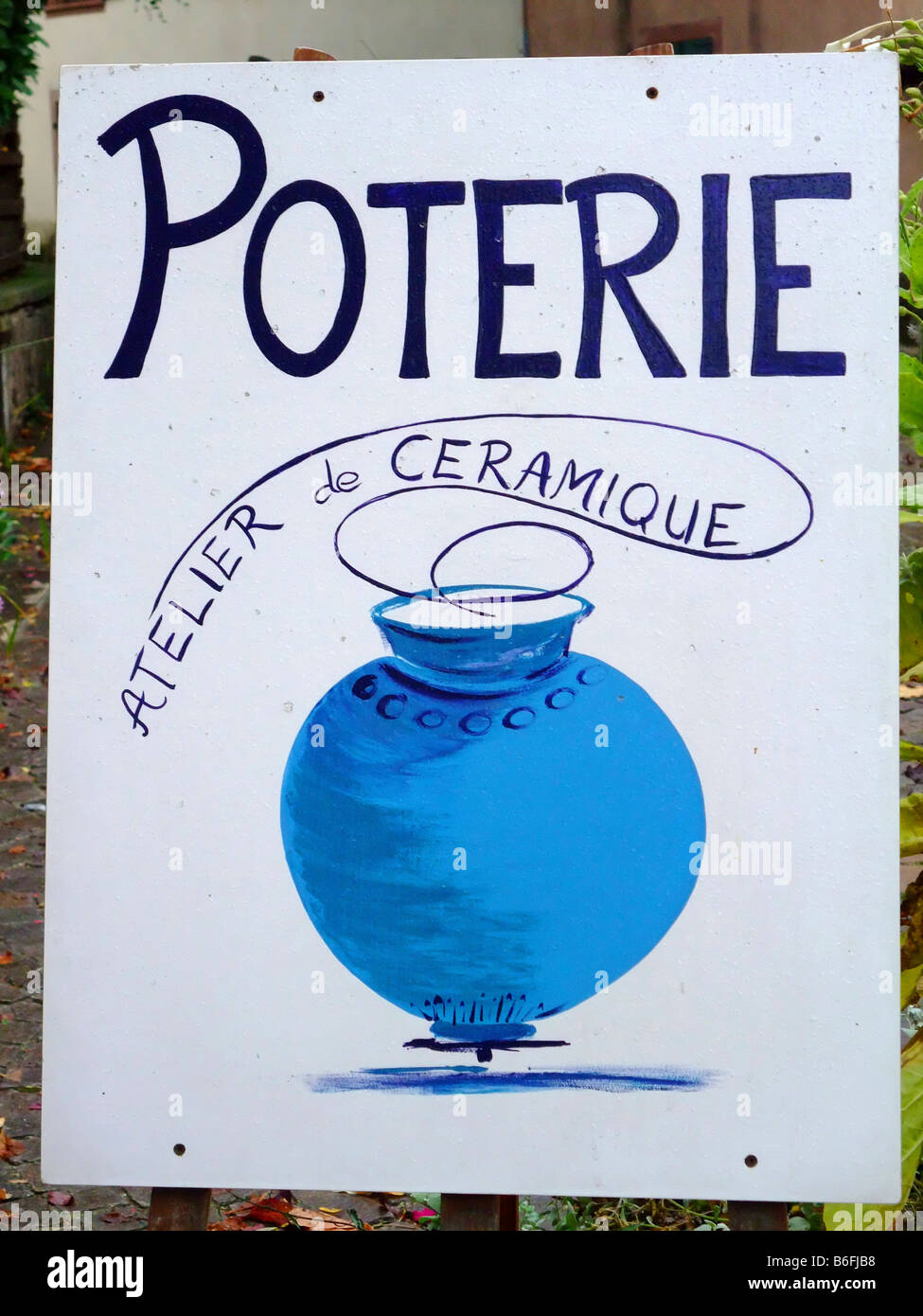 Alsace pottery hi-res stock photography and images - Alamy