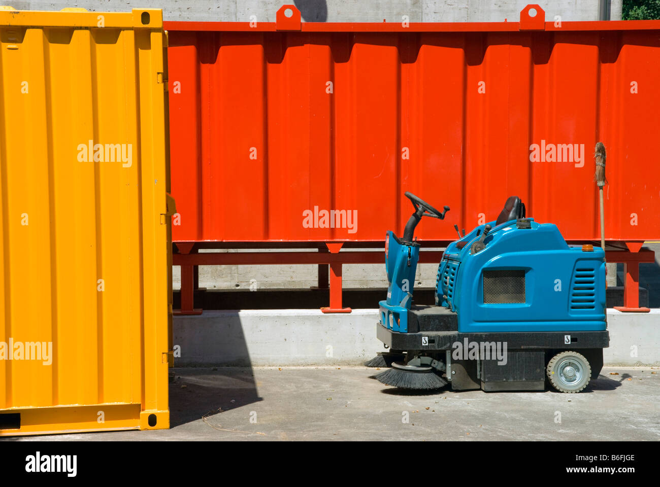 Containers and street sweeping machine in the Sondermuelldeponie or ...