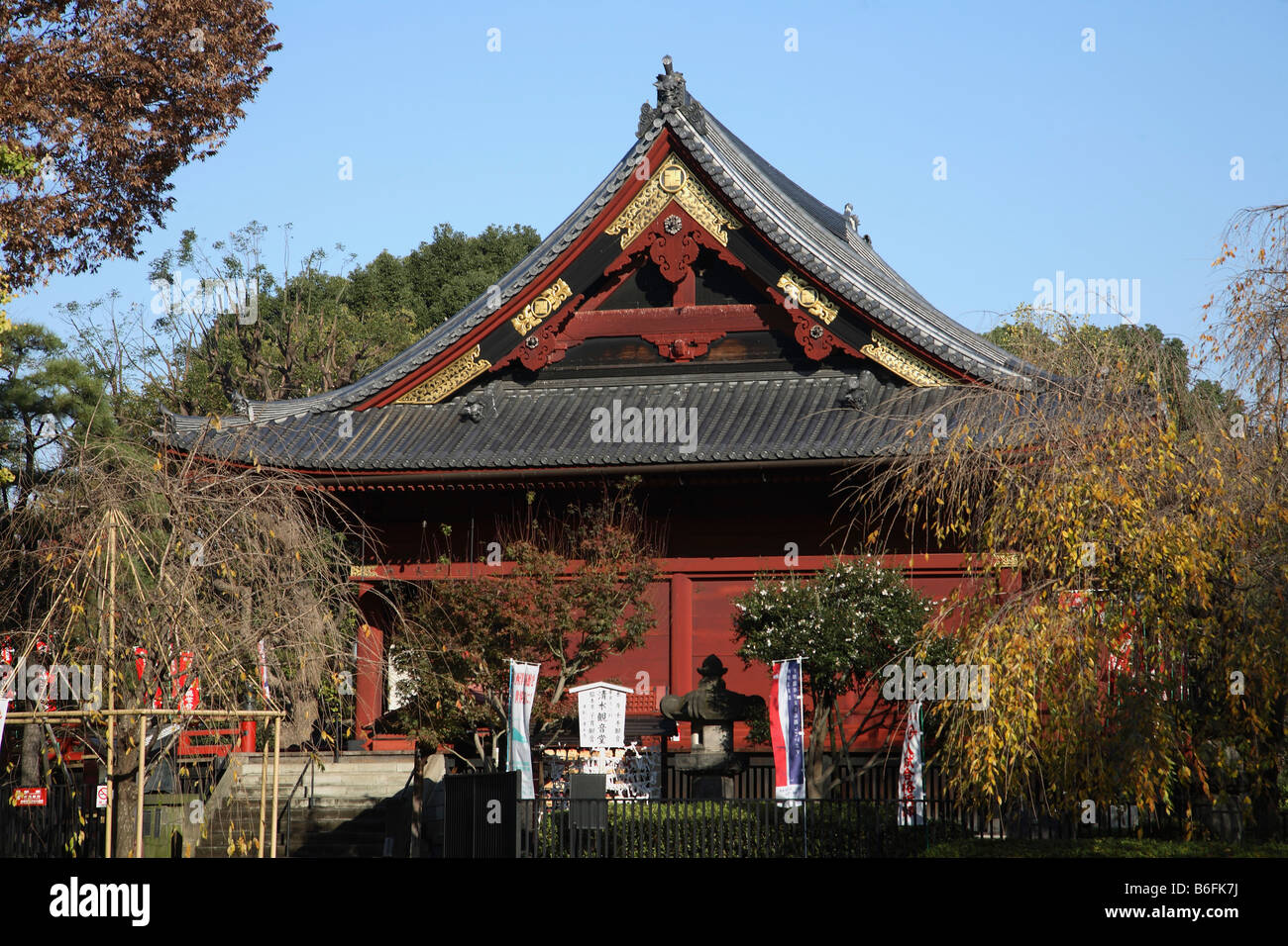 Japan Tokyo Ueno Kiyomizu Kannon do Temple Stock Photo - Alamy