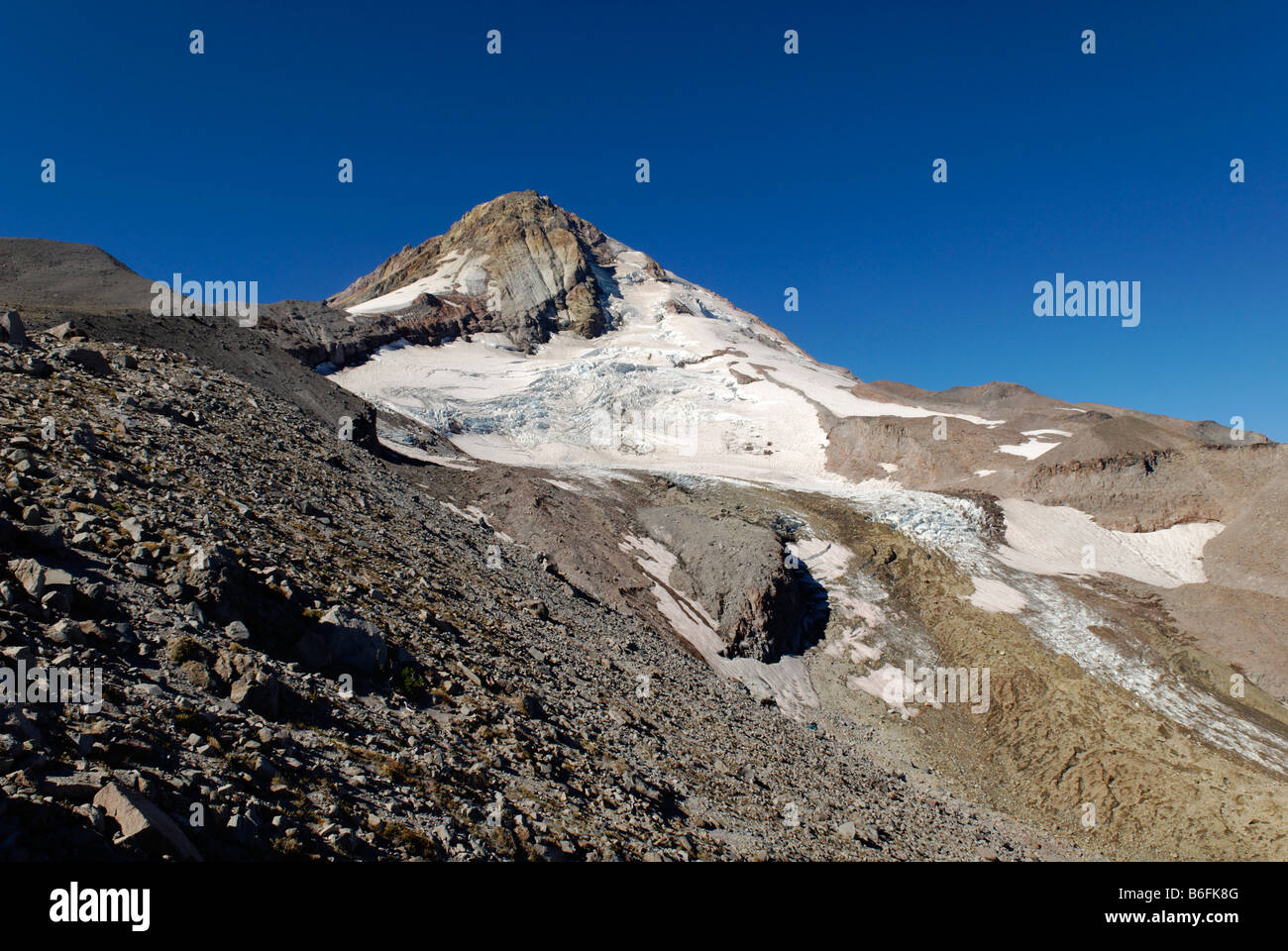 Eastern flank of Mount Hood volcano, Cooper Spur Trail, Cascade Range ...